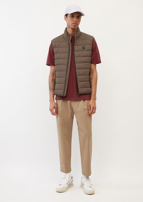 Quilted body warmer with Unifi REPREVE® padding - brown | Vests | MARC ...
