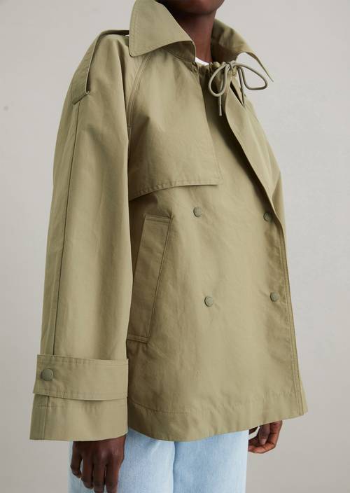 Relaxed cape-style trench jacket made from water-repellent cotton-nylon ...