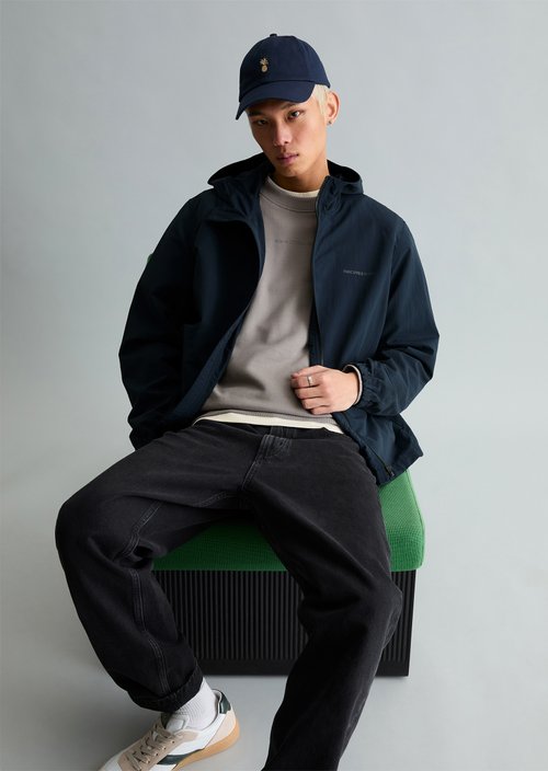 Hooded jacket regular Made from water-repellent recycled material ...