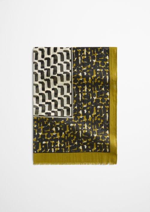 Sciarpa con stampa all-over con TENCEL™ Lyocell - verde | Sciarpe | MARC O'POLO