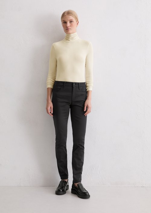 Hose Model Alby slim aus Smooth Sateen Stretch - schwarz | Hosen | MARC ...