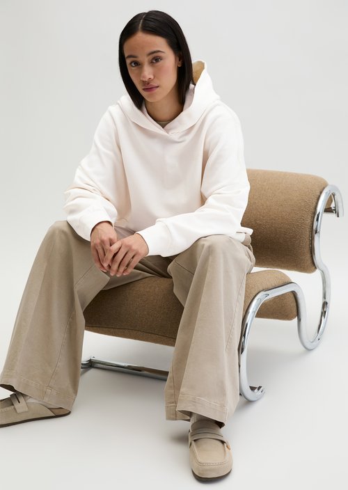 Kapuzensweatshirt relaxed aus Organic Cotton - weiss | Kapuzensweater ...