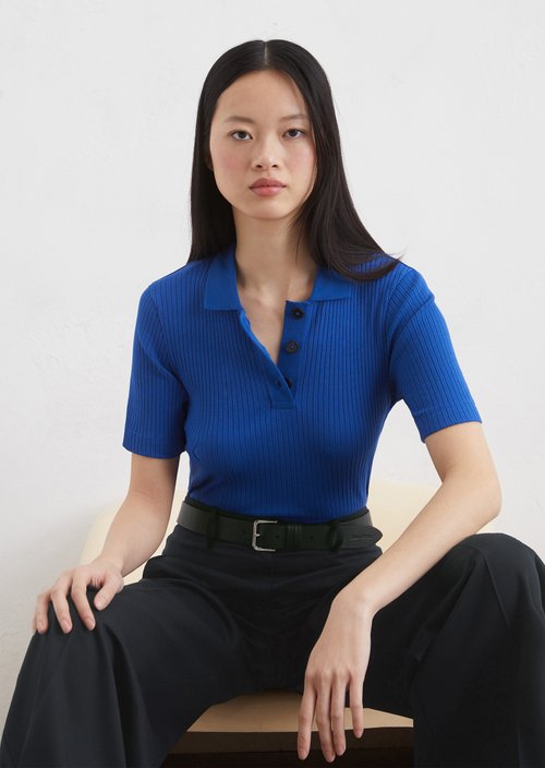 Polo slim de canalé con TENCEL™ Modal - azul | Polos | MARC O’POLO
