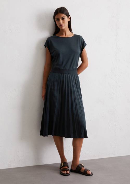 Jersey dress with elastic waist and pleated skirt - blue | Midi dresses ...