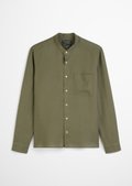 Chemise regular en pur lin - verde | Chemises à manches longues | MARC ...