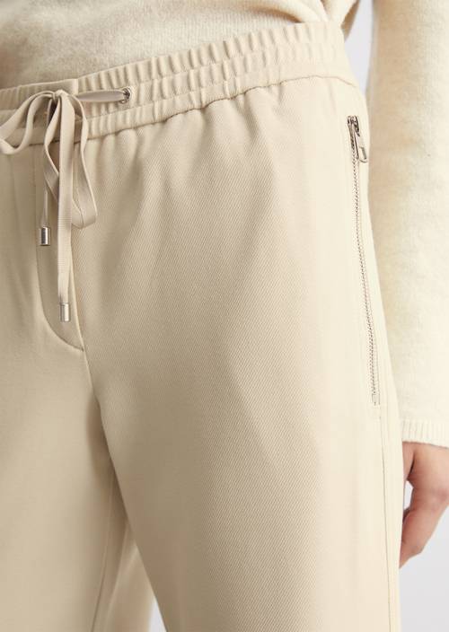 Travelpants breed gemaakt van compacte jersey keperstof - beige ...