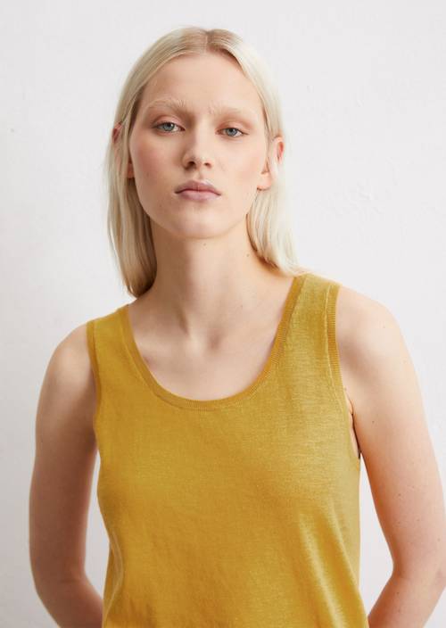 Fine knit top slim made from an organic cotton-linen blend - yellow ...
