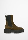 Chelsea boot model Christel with light platform sole - green | Chelsea ...