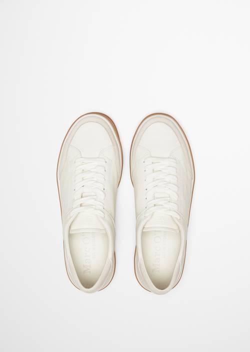 Baskets basses en cuir de vache souple - blanc | Made in Portugal ...